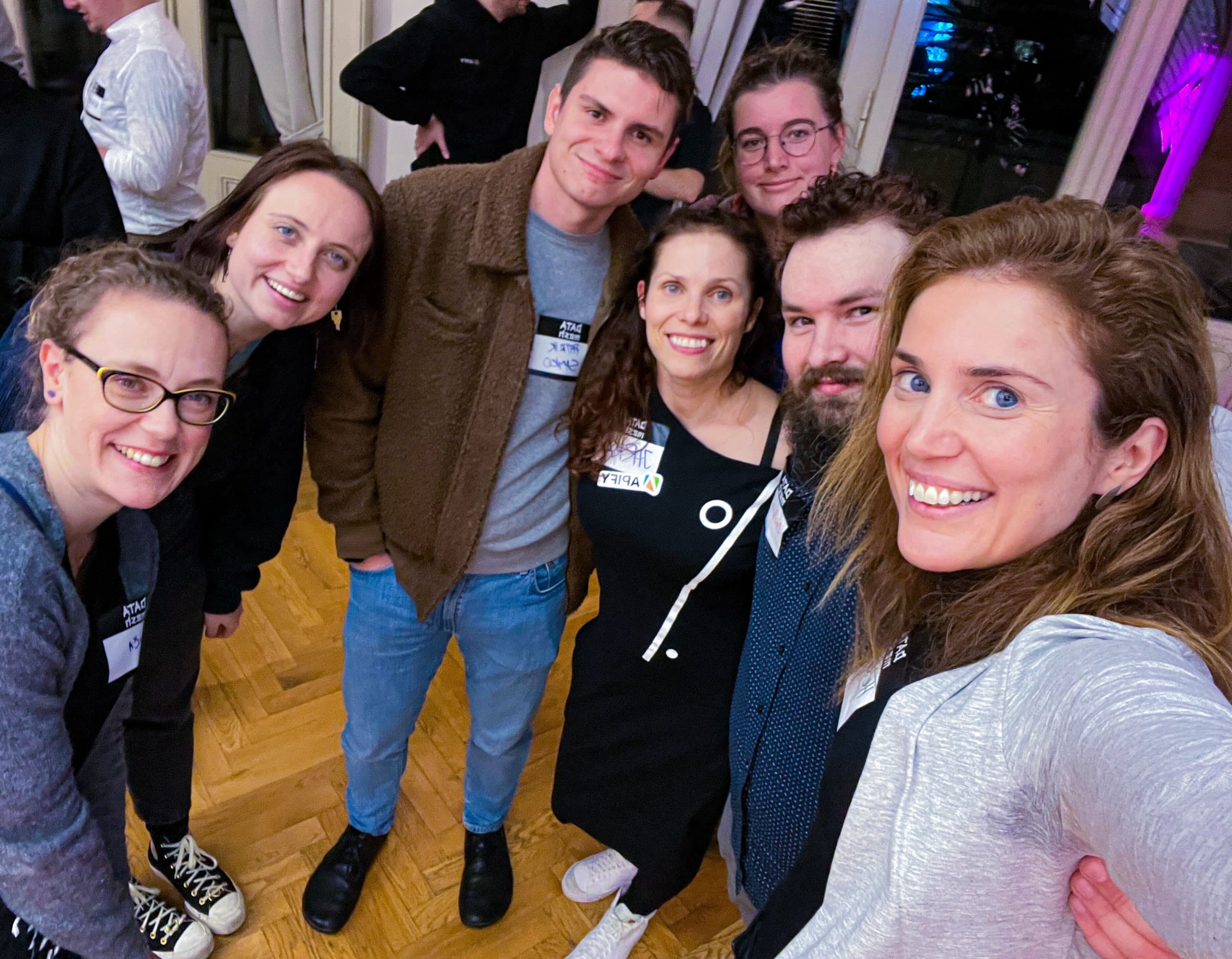 About Us | BizzTreat